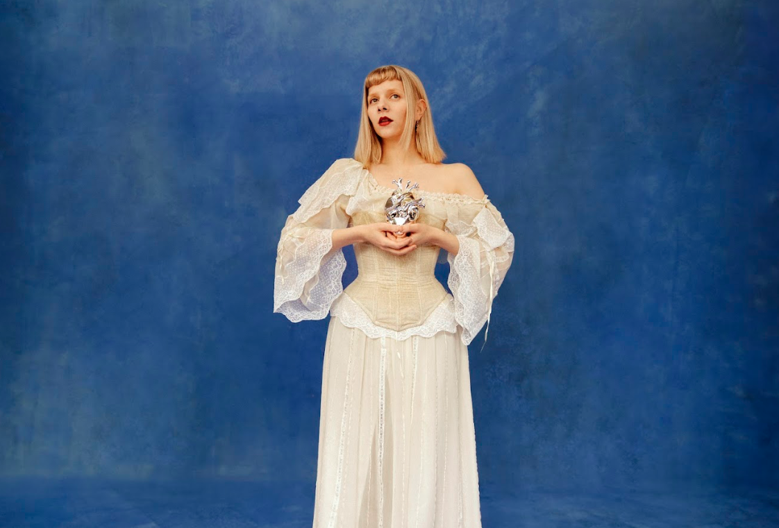 AURORA regresa con un show en solitario: Fecha, lugar y venta de ...